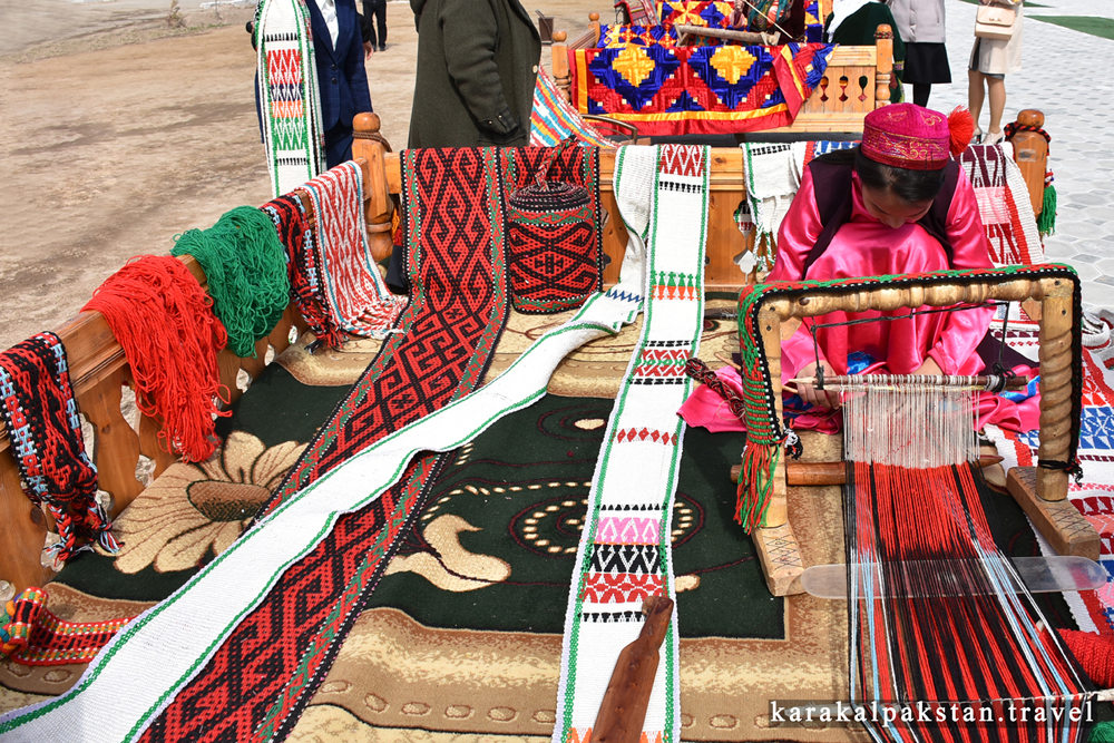 Karakalpakstan - Traditional craftsmen of Chimbay